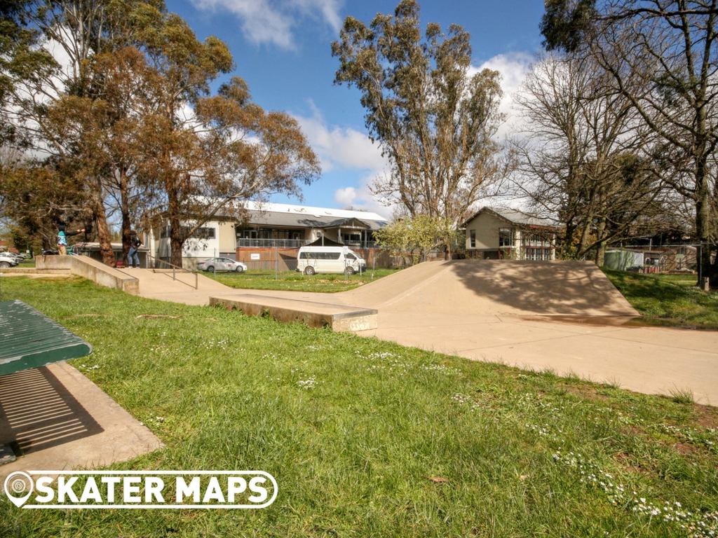 Woodend Skatepark Vic | Skater Maps - Skatepark Database